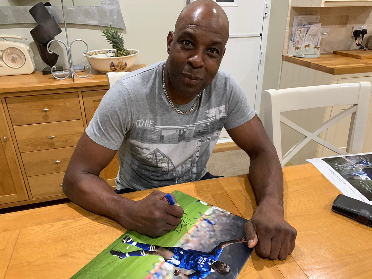 John Gayle Signed 1991 Wembley Leyland DAF Frame – Central Sports ...